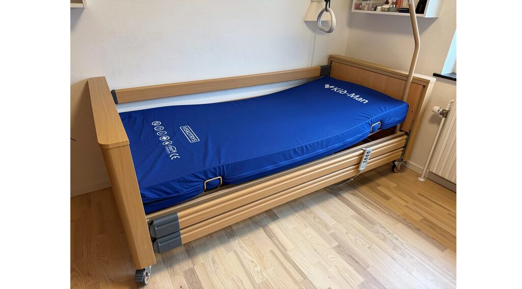Plejeseng Dali Deluxe som ny sælges